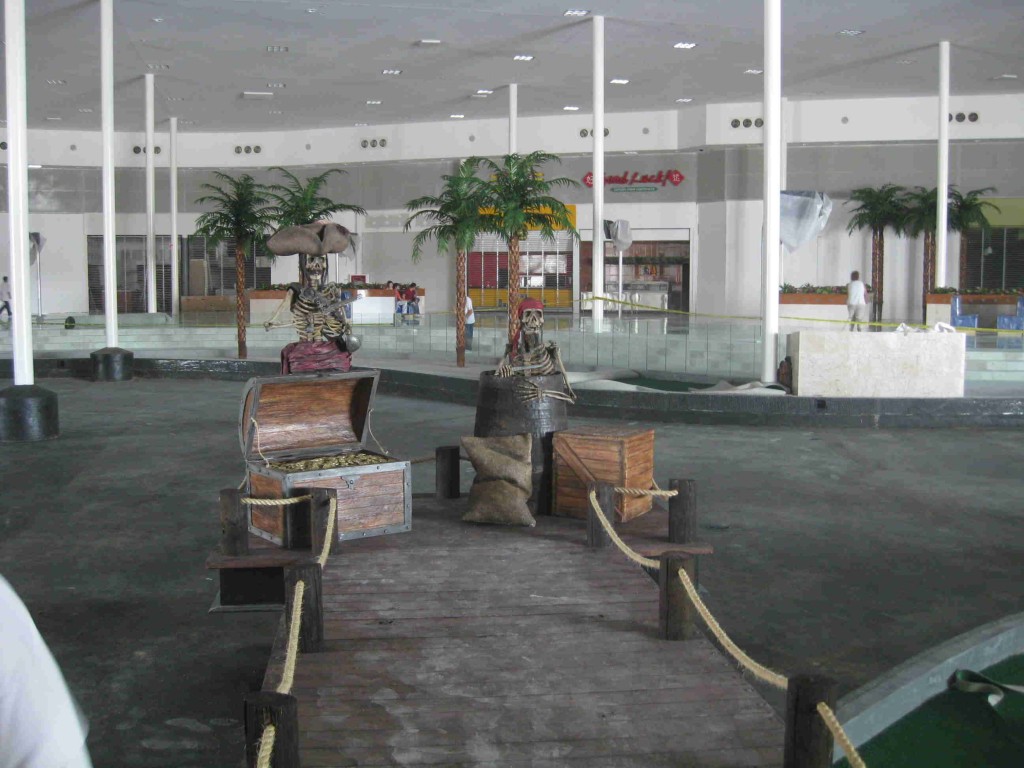 Centros Comerciales - Carlos Diaz